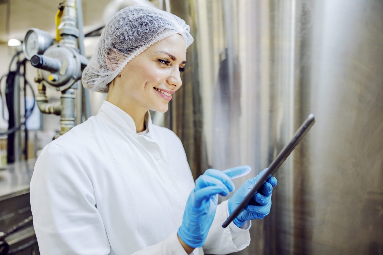 17 Pros and Cons of Being a Sterile Processing Technician