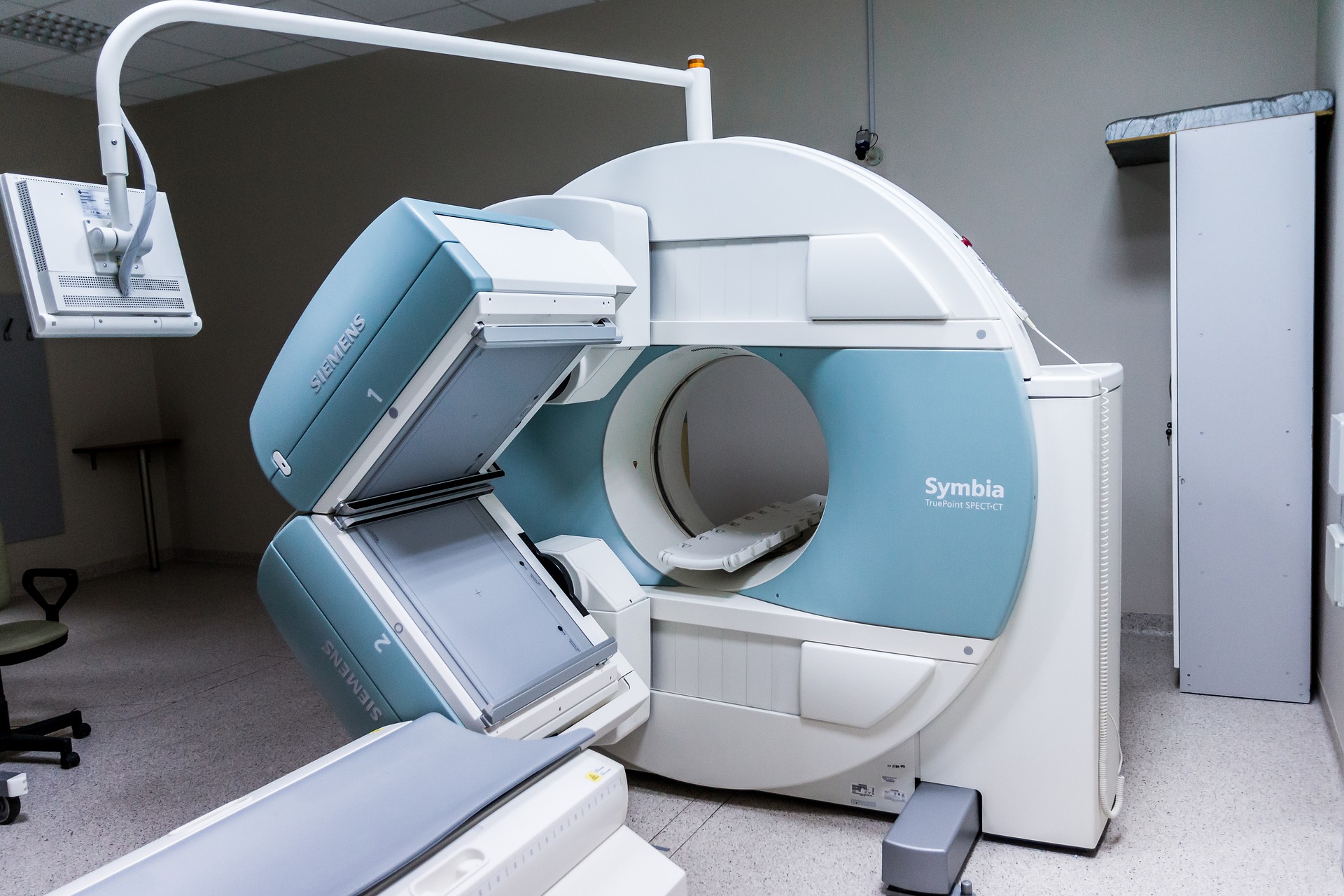 14 Pros and Cons of Being an MRI Technologist