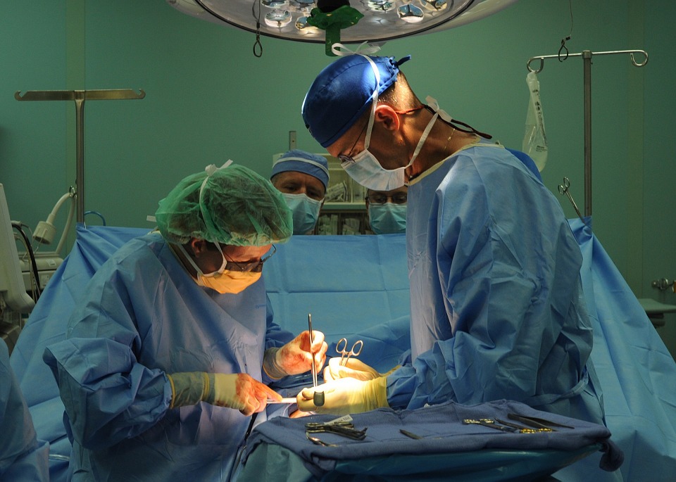 What is a Typical Work Day Like for a Surgical Technologist?